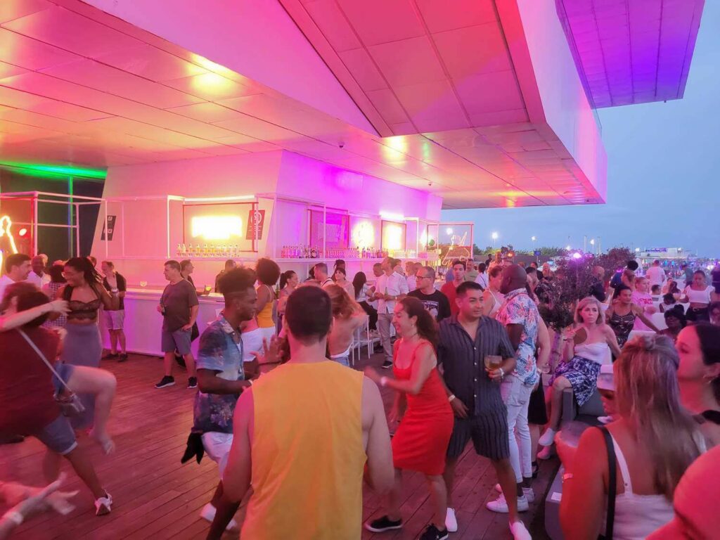 Bachata Spain! The New Best Places to Dance Bachata in Spain!